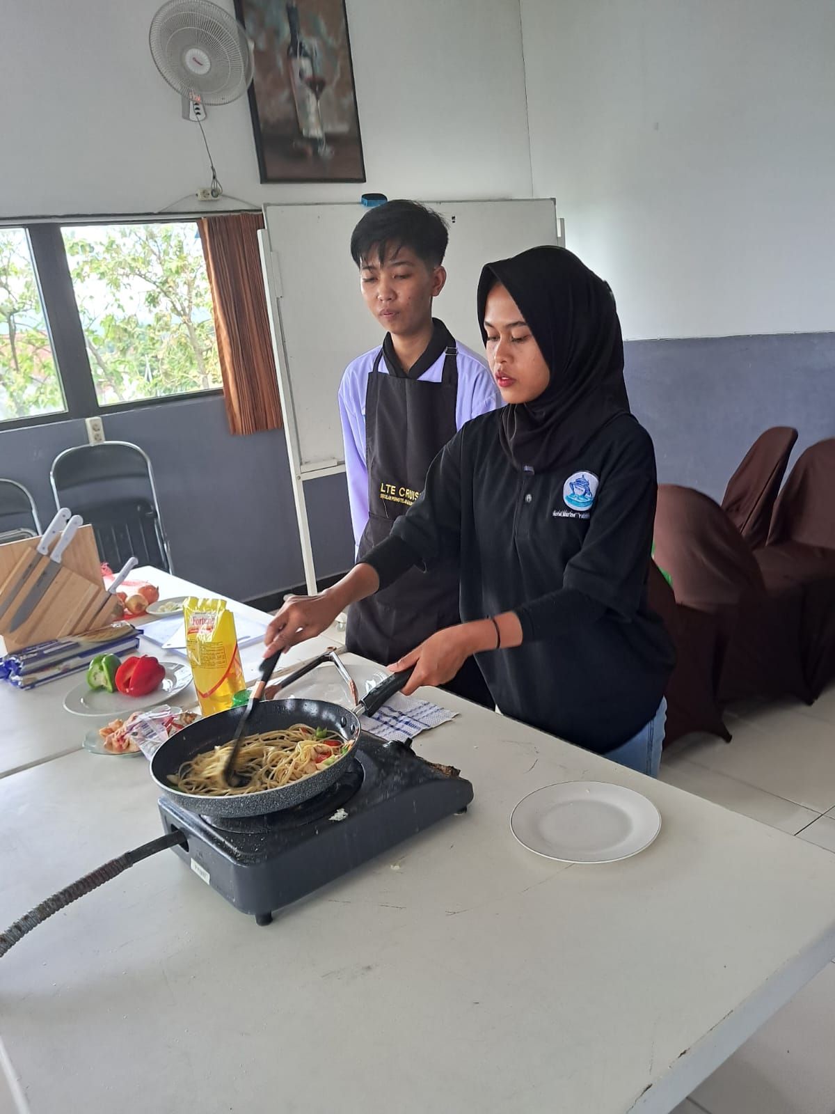 FnB Product - Sekolah Perhotelan dan Kapal Pesiar
